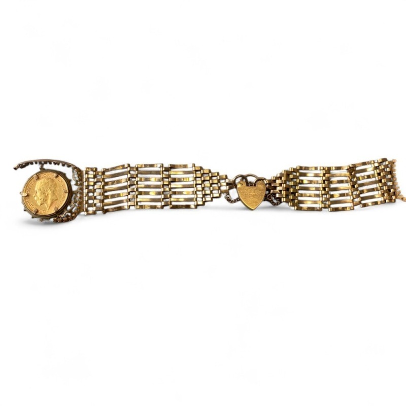 9ct Yellow Gold Gate Bracelet Mounted With A George V Gold Sovereign A ...