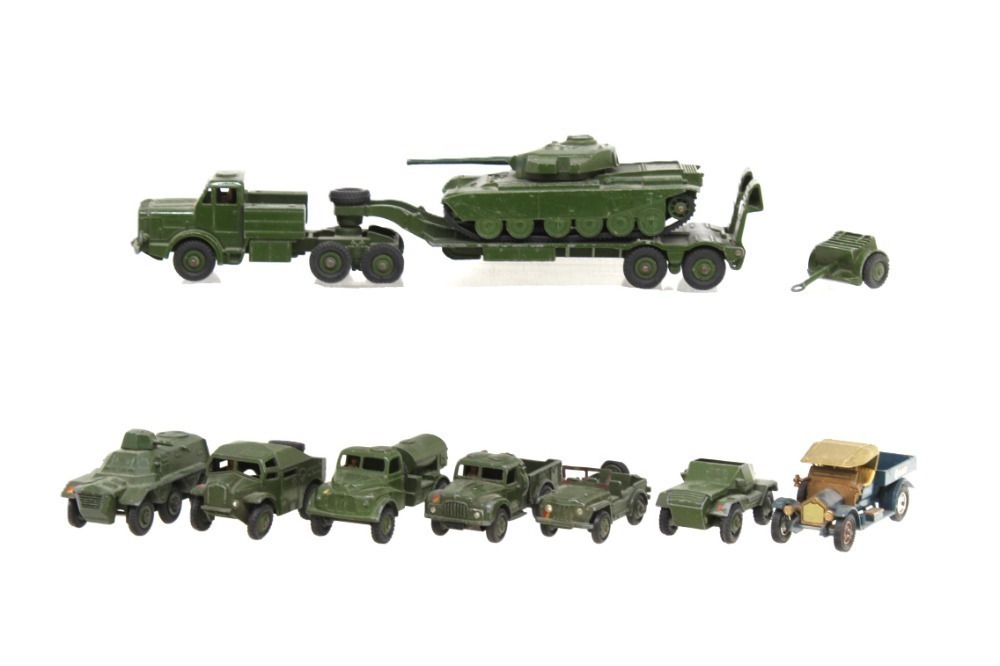 Dinky: A collection of assorted unboxed Dinky Toys military vehicles ...