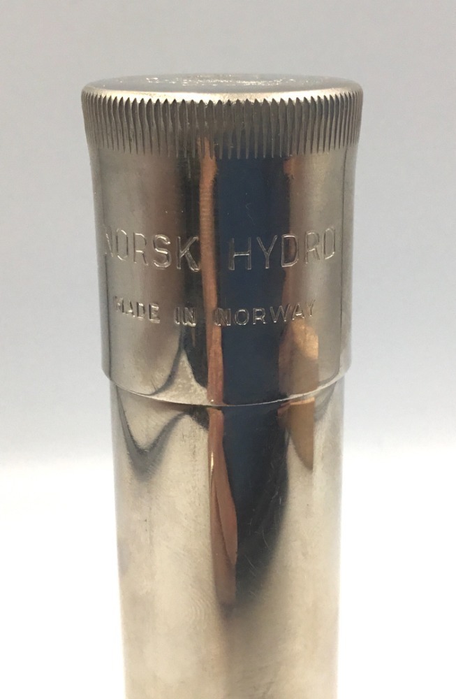 An interesting and scarce WW2 era Norsk Hydro phial of Heavy Water ...