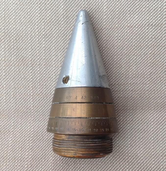 WW2 British Artillery Fuze No199IV for the 3.7inch Anti - Aircraft gun ...