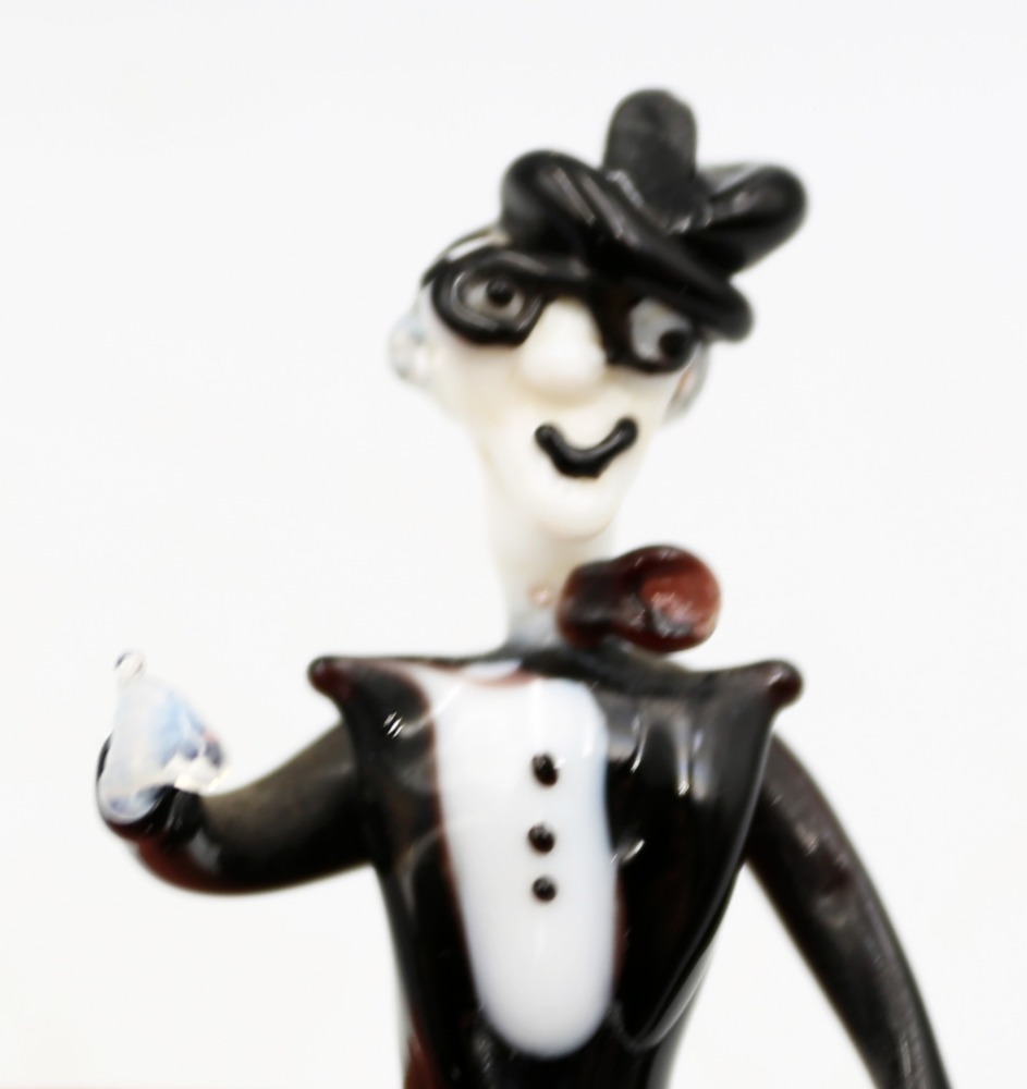 A Studio Glass novelty small model of Arthur Askey in tails with a ...